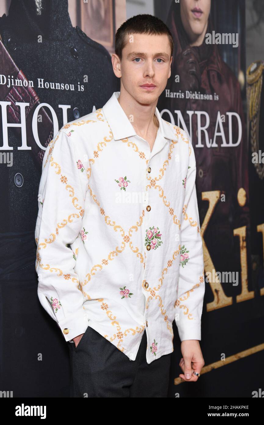 New York, USA. 13th Dec, 2021. Actor Harris Dickinson attends "The King ...