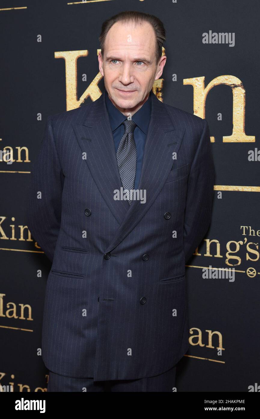 The king's man 2021 ralph hi-res stock photography and images - Alamy