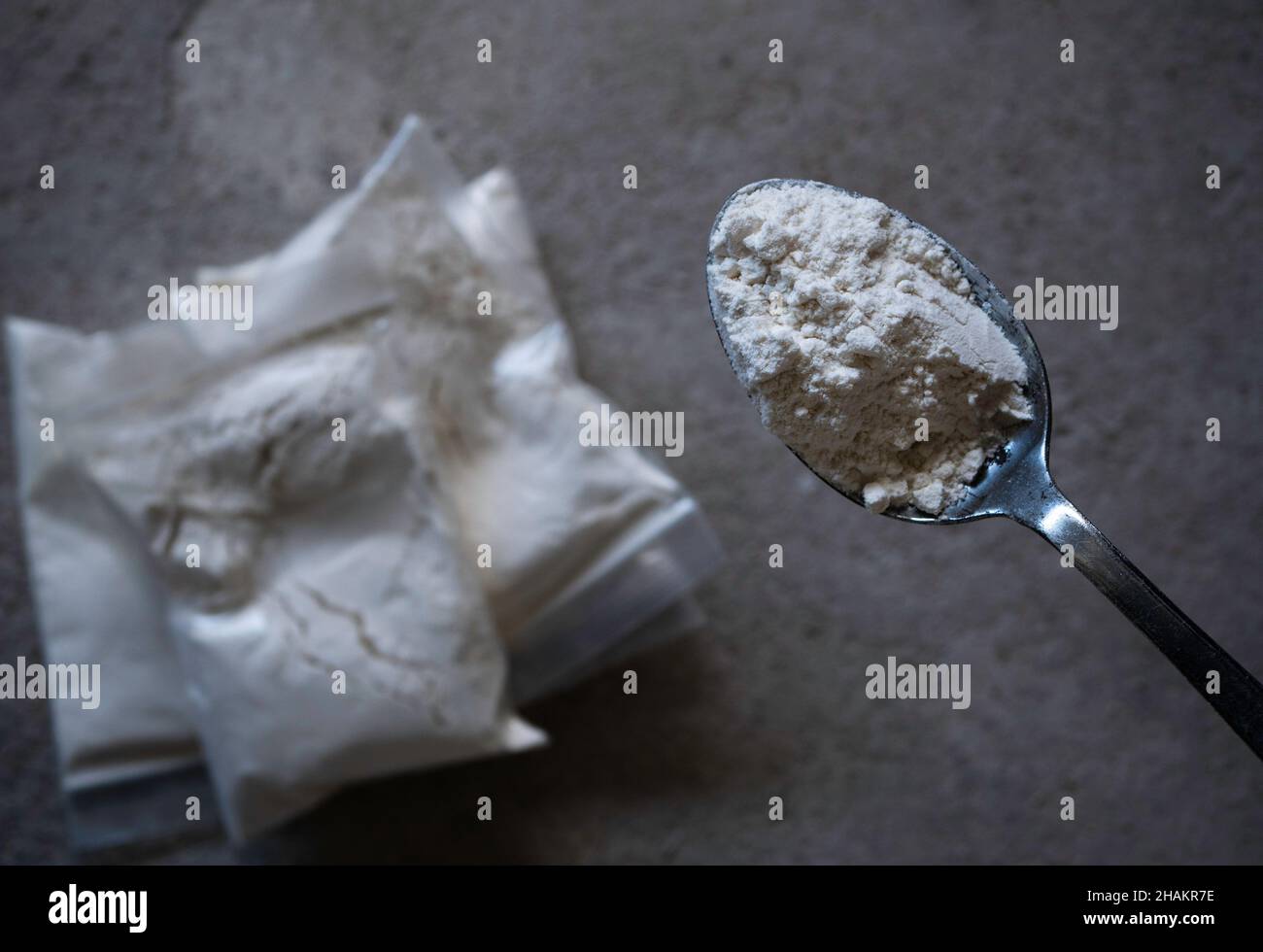 Drug addict using drugs heroine hi-res stock photography and images - Alamy