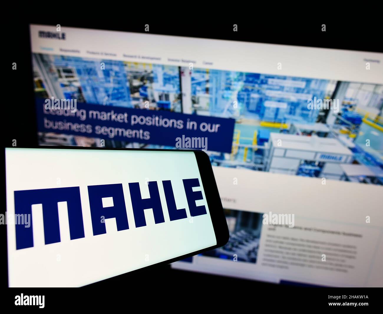 Mahle engine systems hi-res stock photography and images - Alamy