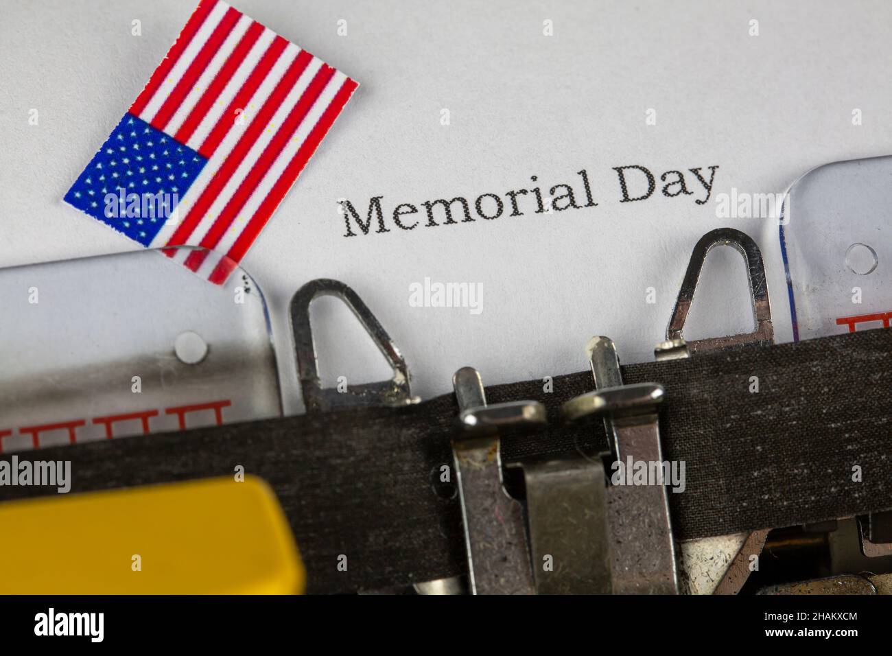 Happy memorial day text hi-res stock photography and images - Alamy