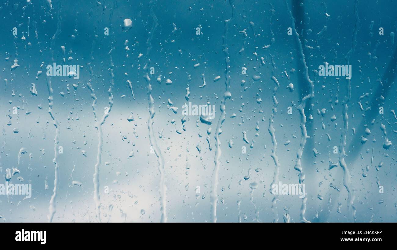 Transparent glass rain hi-res stock photography and images - Alamy