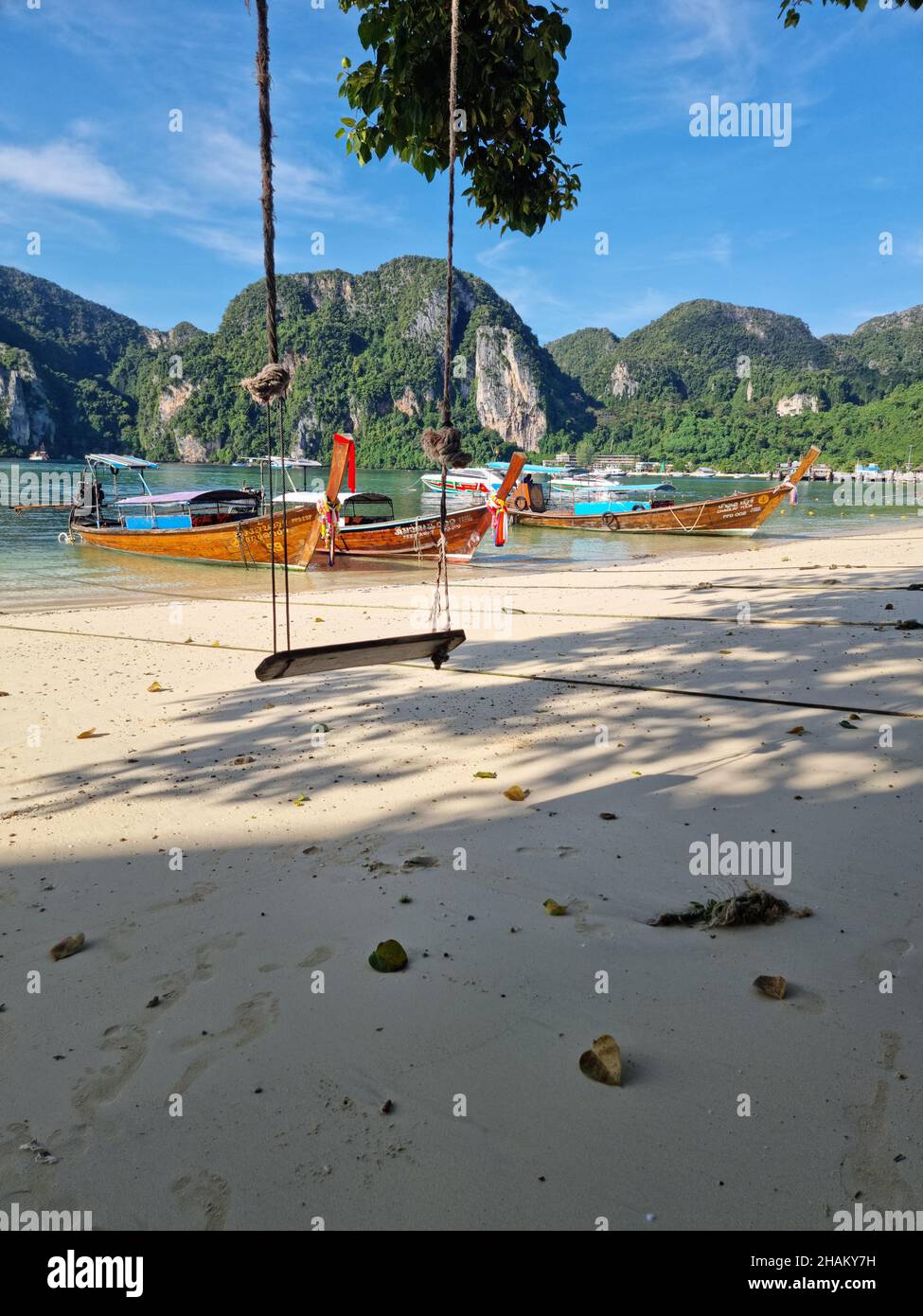 Maya Bay Koh Phi Phi Thailand, Turquoise clear water Thailand Koh Pi Pi ...