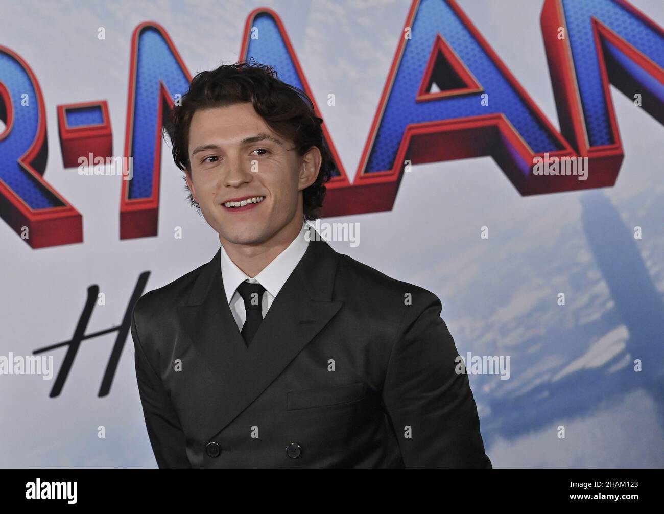 Los Angeles, United States. 14th Dec, 2021. Cast Member Tom Holland 