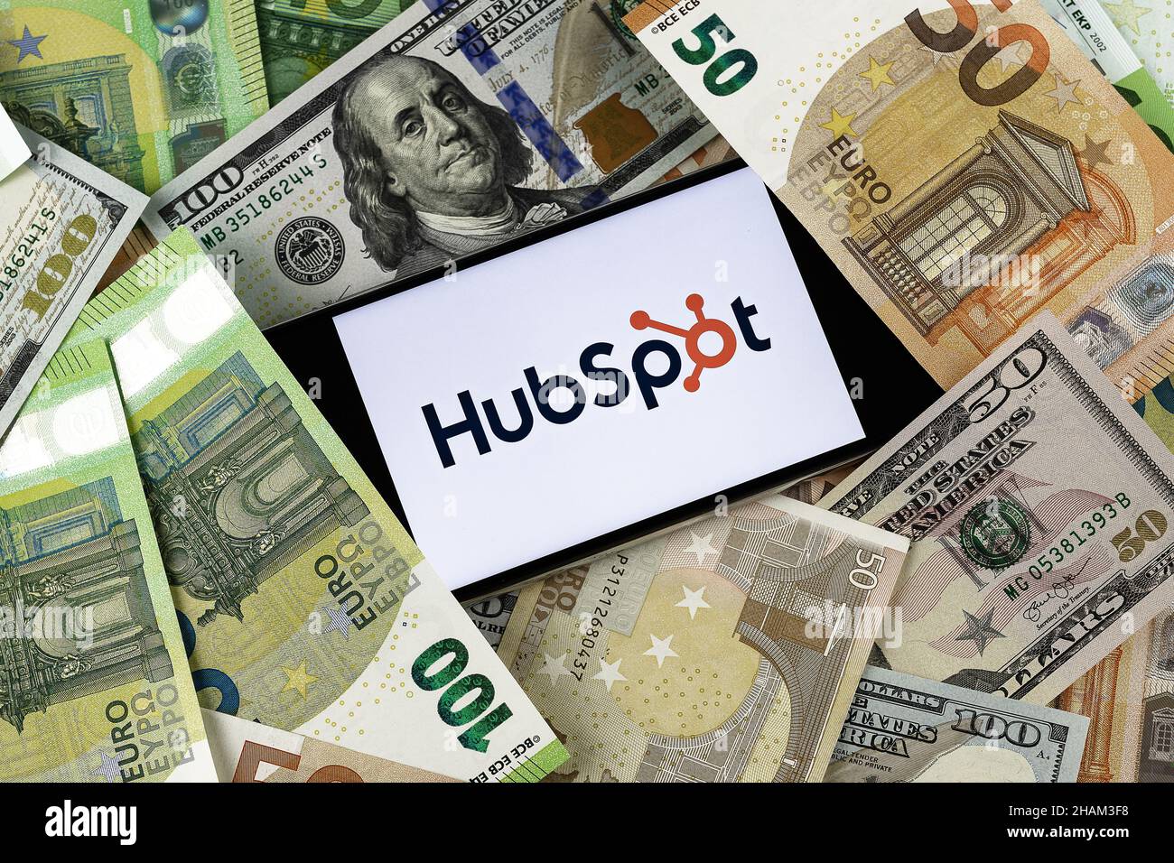 Hubspot logo hi-res stock photography and images - Alamy