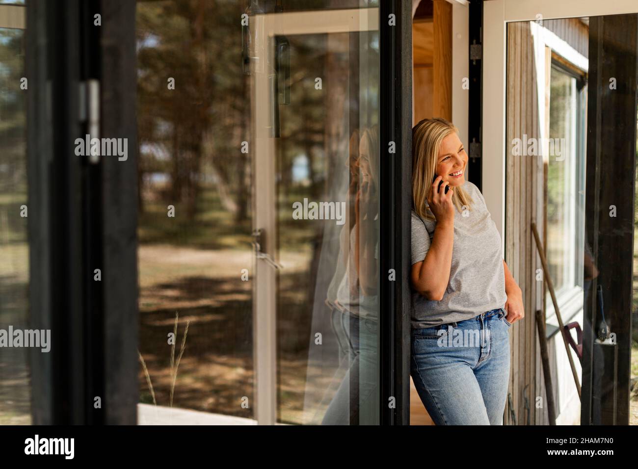 Person standing communication connection hi-res stock photography and ...