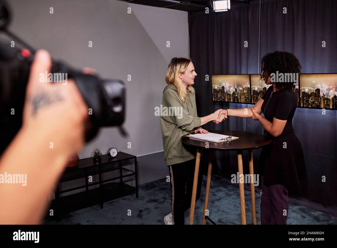 Filming of TV program in studio Stock Photo - Alamy