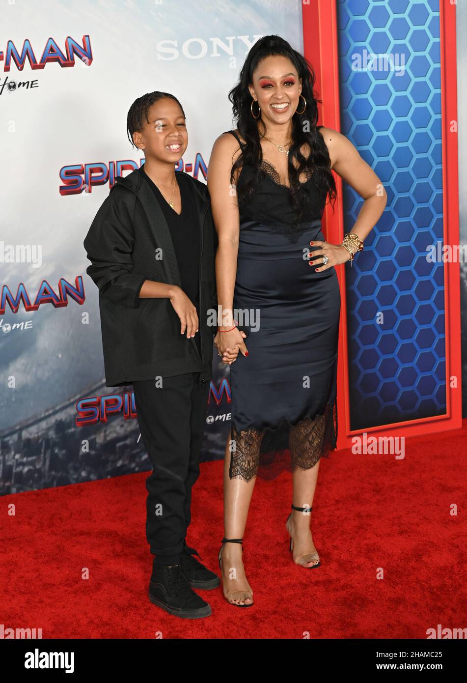 Los Angeles, USA. 13th Dec, 2021. LOS ANGELES, USA. December 13, 2021 ...