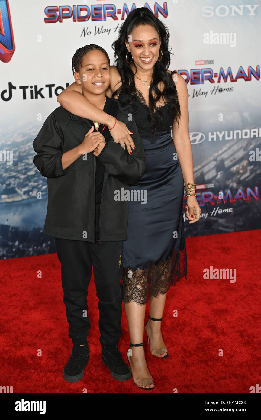 Los Angeles, USA. 13th Dec, 2021. LOS ANGELES, USA. December 13, 2021 ...