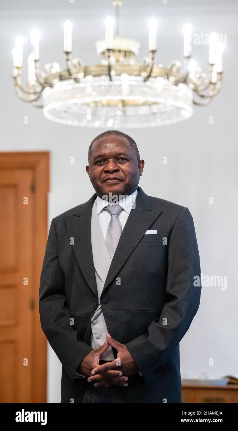 Mpinganjira High Resolution Stock Photography and Images - Alamy