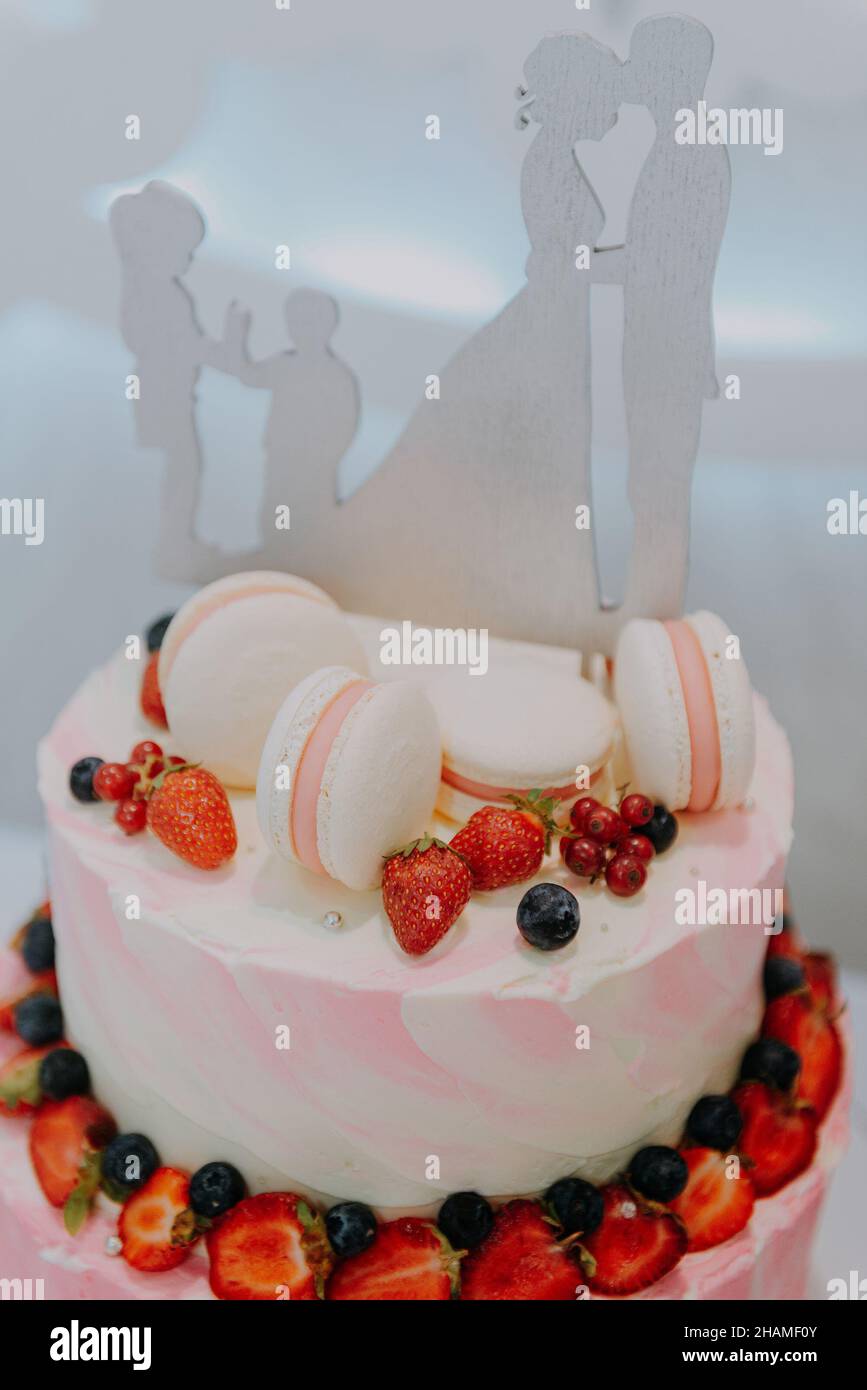 Vintage multi level cake hi-res stock photography and images - Alamy