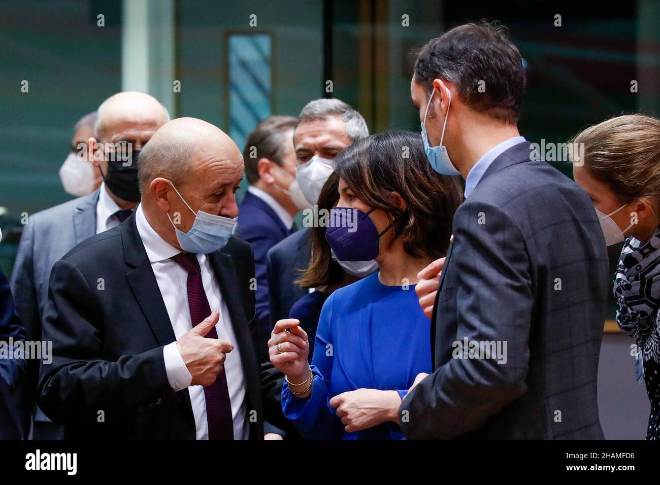 (211214) -- BRUSSELS, Dec. 14, 2021 (Xinhua) -- French Foreign Minister ...