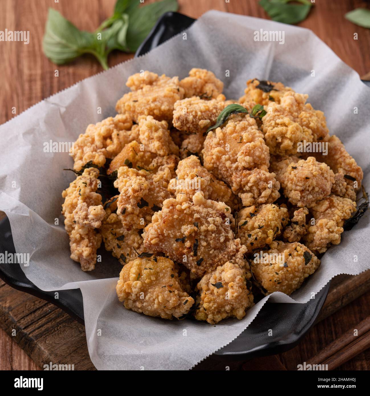 Taiwanese chicken street food hi-res stock photography and images - Alamy