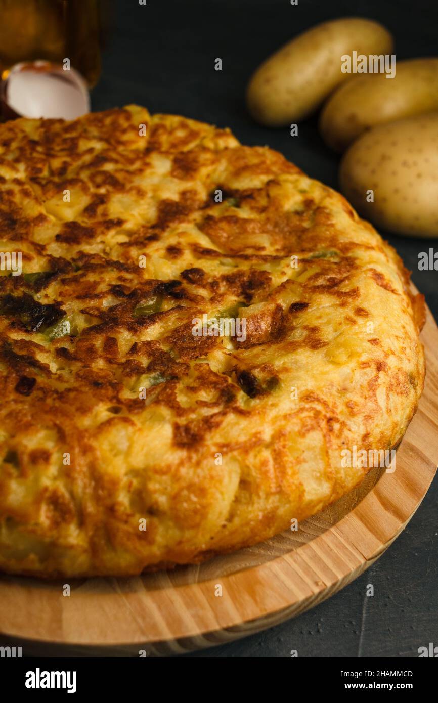 Spanish omelet. Traditional spanish dish Stock Photo - Alamy