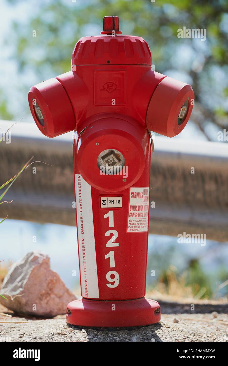 Fire hydrant, red hydrant nozzle *** Local Caption *** Stock Photo - Alamy