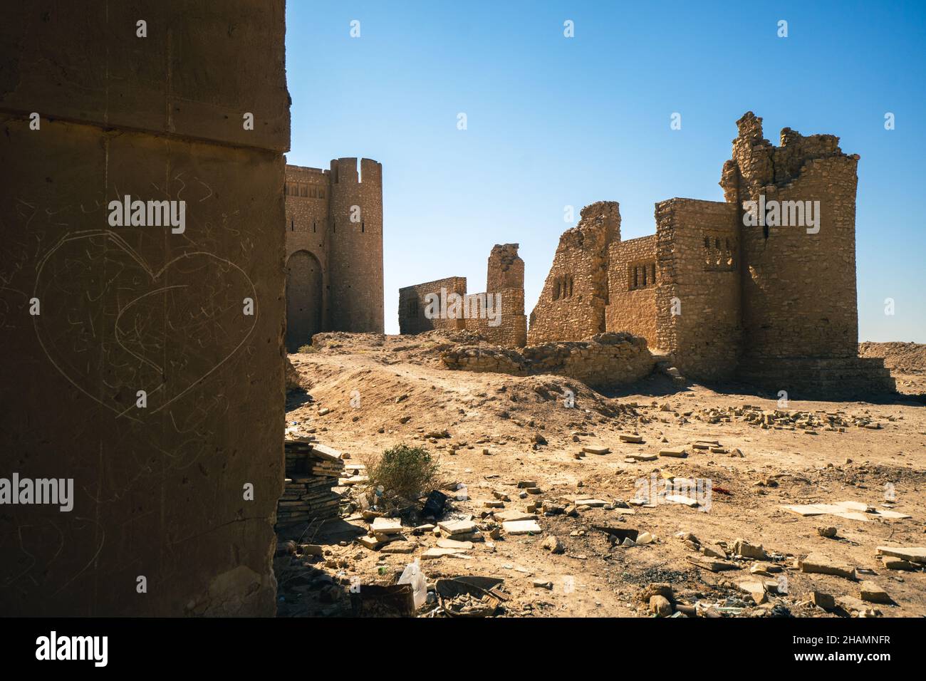 Ukhaidir palace hi-res stock photography and images - Alamy