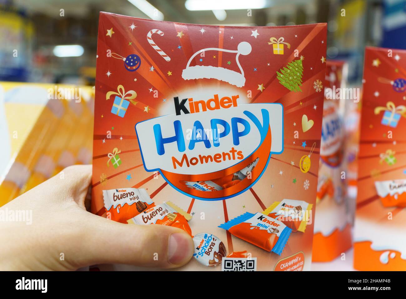 Kinder Bueno Chocolate Bar On High Resolution Stock Photography and ...