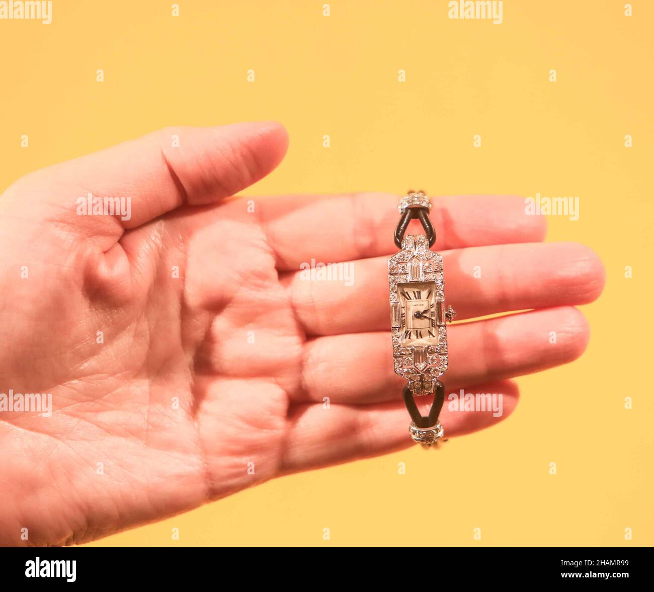 Cartier cocktail watch hi-res stock photography and images - Alamy