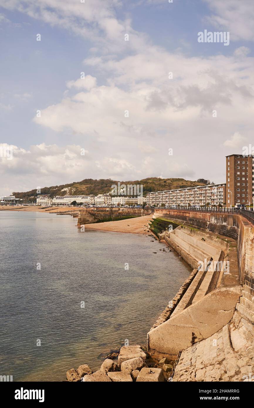 Dover seafront hi-res stock photography and images - Alamy