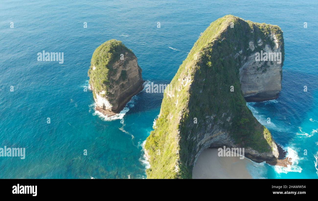 Aerial view Kelingking Beach on Nusa Penida Island, Bali, Indonesia ...