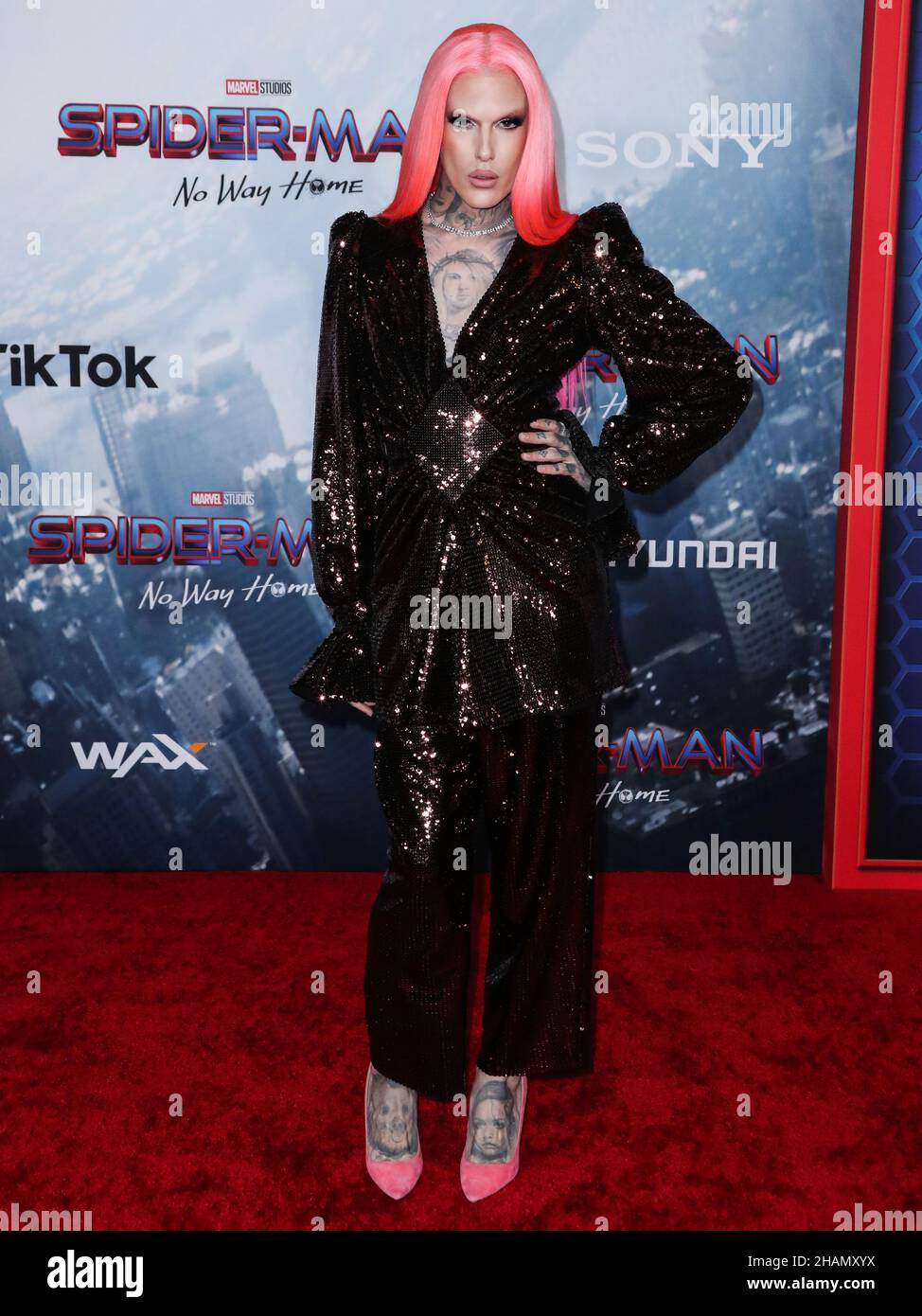 WESTWOOD, LOS ANGELES, CALIFORNIA, USA - DECEMBER 13: American YouTuber ...