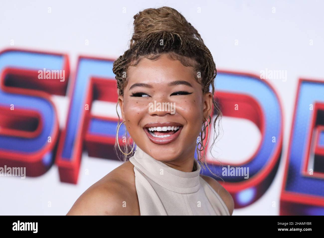 WESTWOOD, LOS ANGELES, CALIFORNIA, USA - DECEMBER 13: American actress ...