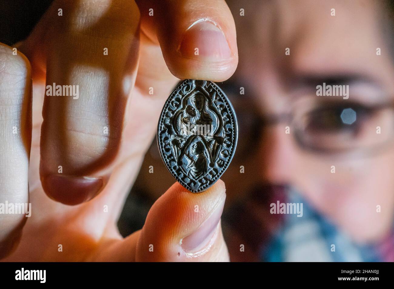 Medieval seal matrix hi-res stock photography and images - Alamy