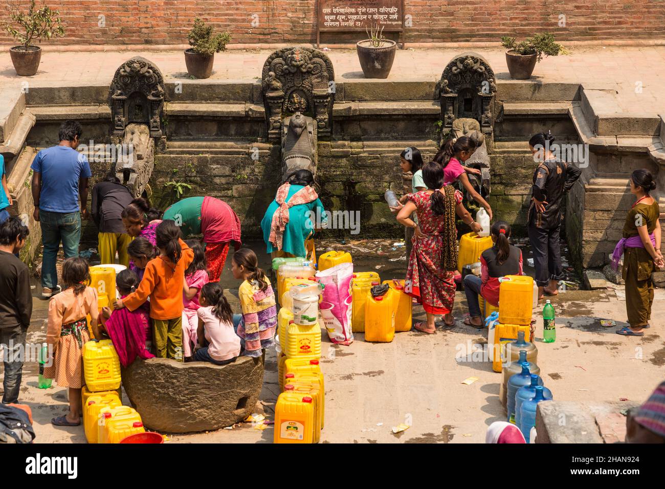 Nepal water supply hi-res stock photography and images - Alamy