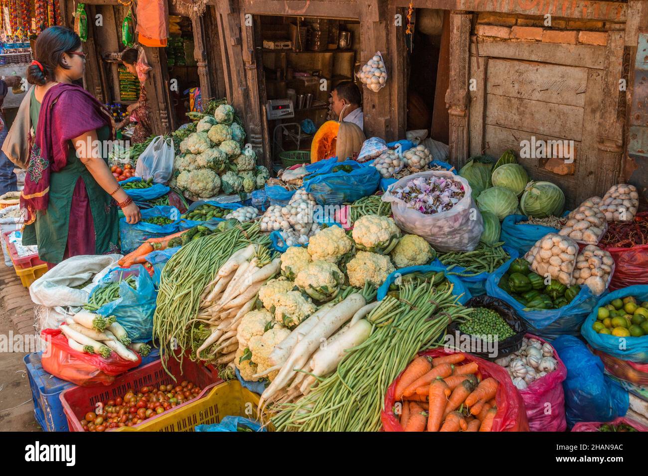 Nepal bhaktapur market vendor woman hi-res stock photography and images ...