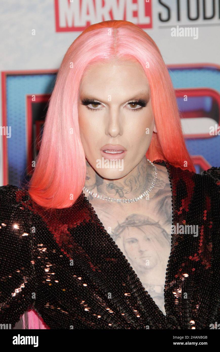 Jeffree Star 12/13/2021 The Los Angeles Premiere of "Spider-Man: No Way ...