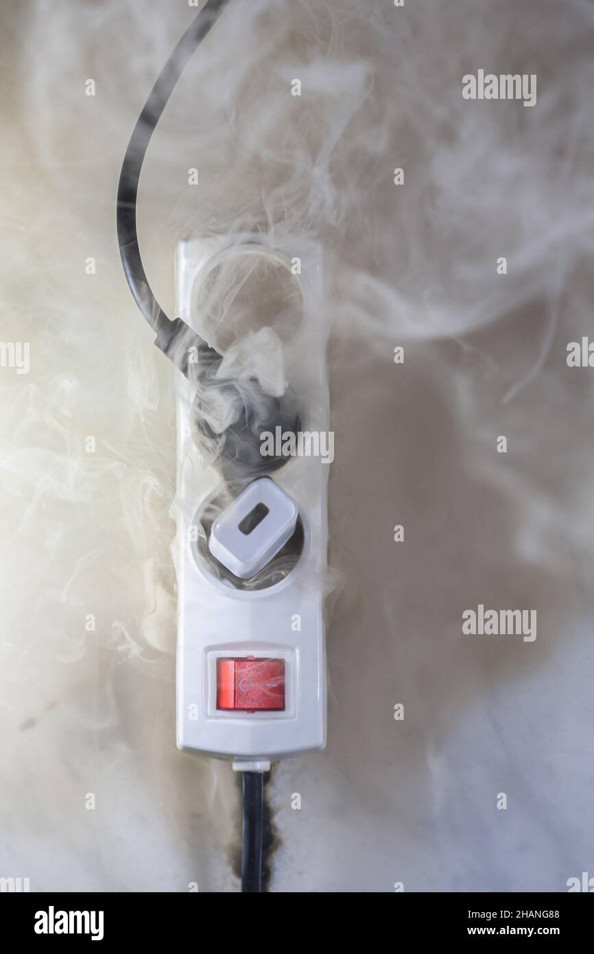 Burning cable hi-res stock photography and images - Alamy