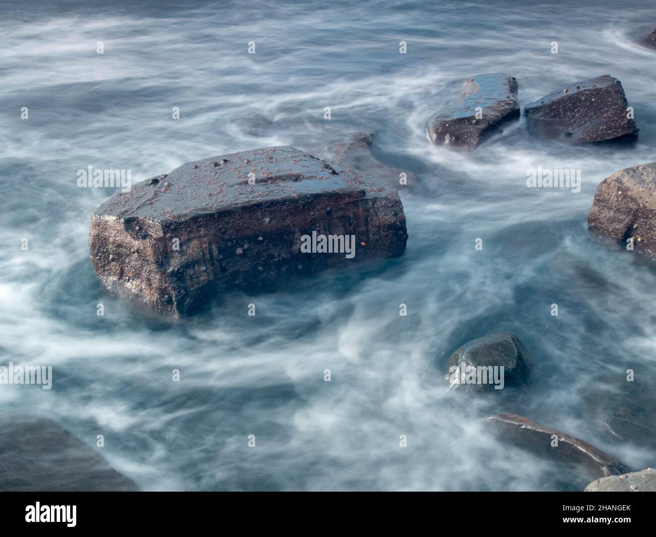 Sea in movement hi-res stock photography and images - Alamy
