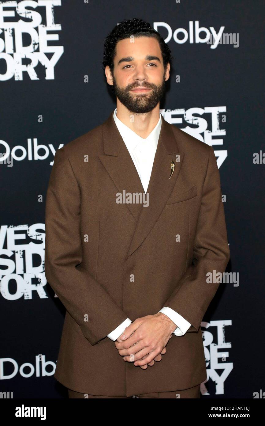 Los Angeles, CA. 7th Dec, 2021. David Alvarez at arrivals for WEST SIDE ...