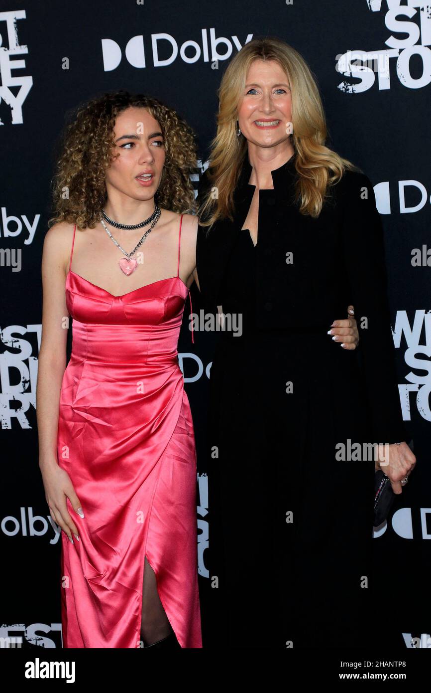 Los Angeles, CA. 7th Dec, 2021. Jaya Harper, Laura Dern at arrivals for ...