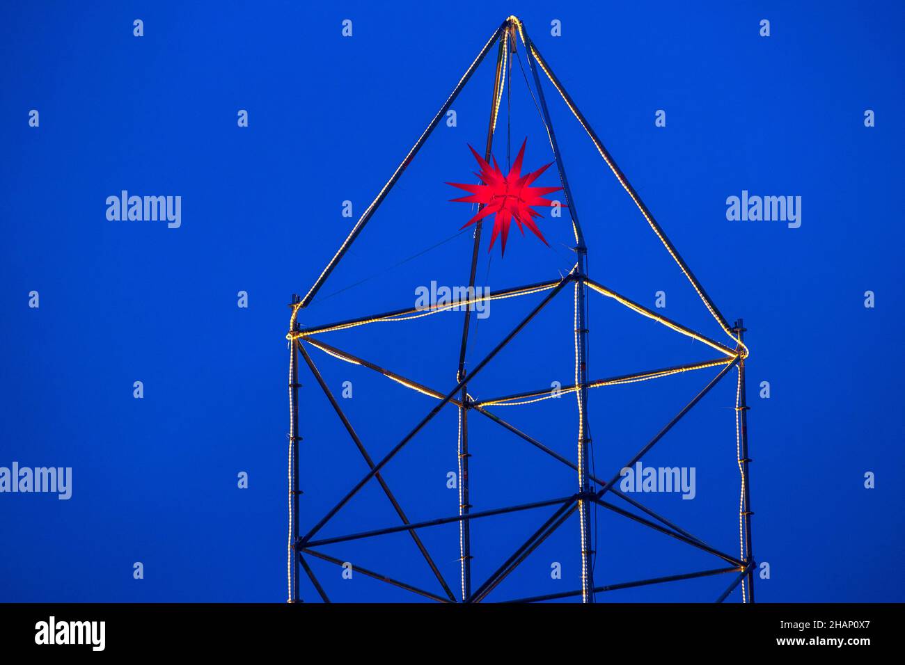 Scaffolding erected scaffolders on hi-res stock photography and images ...