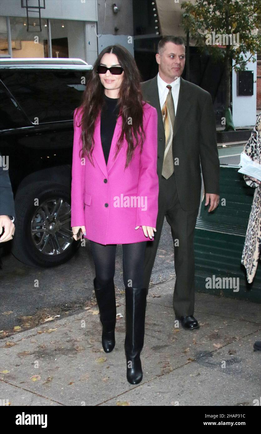 New York - NY - 20211122 Emily Ratajkowskiwearing a pink blazerarrives ...