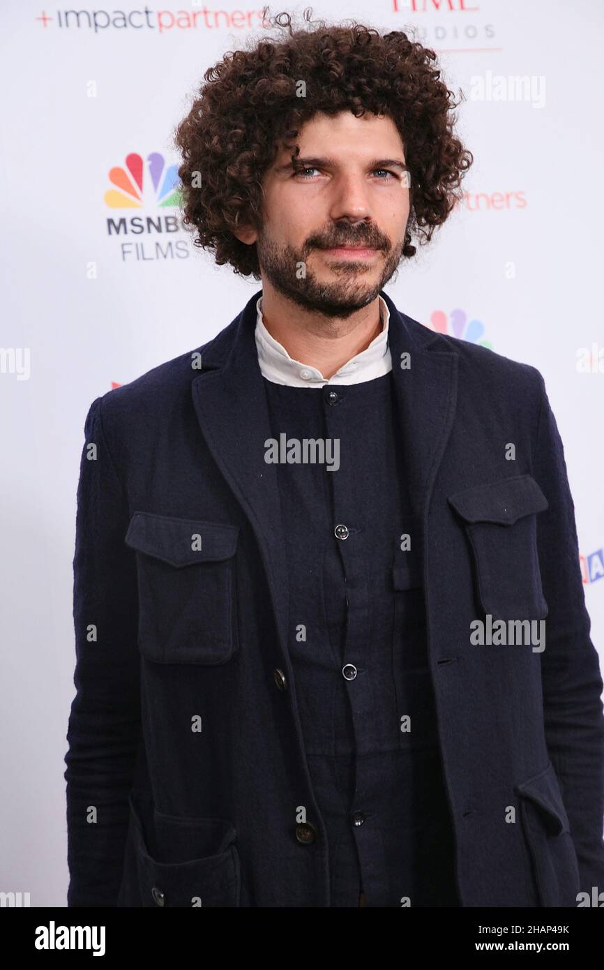 Los Angeles - CA - 20211118 Stars arrive for the premiere of Paper ...