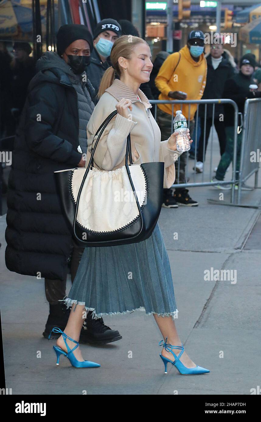 New York - NY - 20211124-Jessica Seinfeld Exits Good Morning America ...