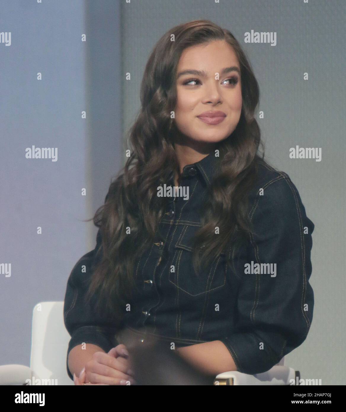 New York Ny 20211124 Hailee Steinfeld On Good Morning America To Talk About New Marvel