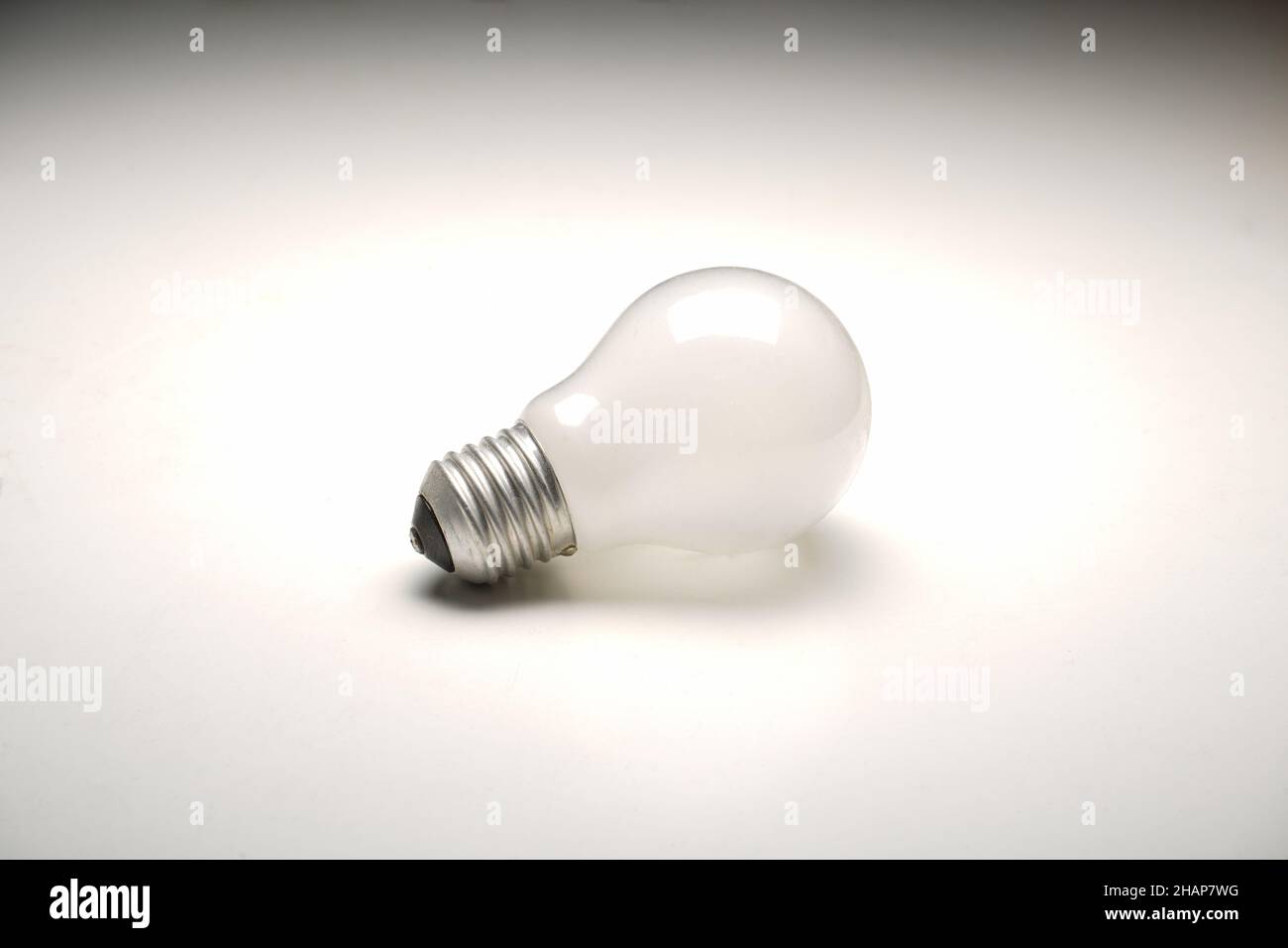 Light bulp hi-res stock photography and images - Alamy