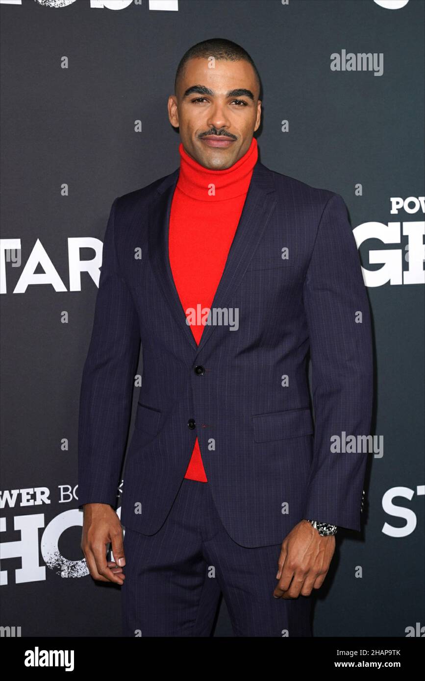 New York - NY - 20211117 The cast and celebrities arrive for the ...