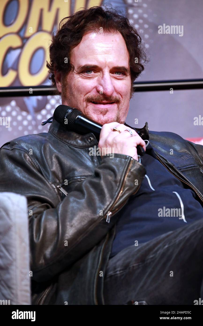 Kim coates sons of anarchy hi-res stock photography and images - Alamy