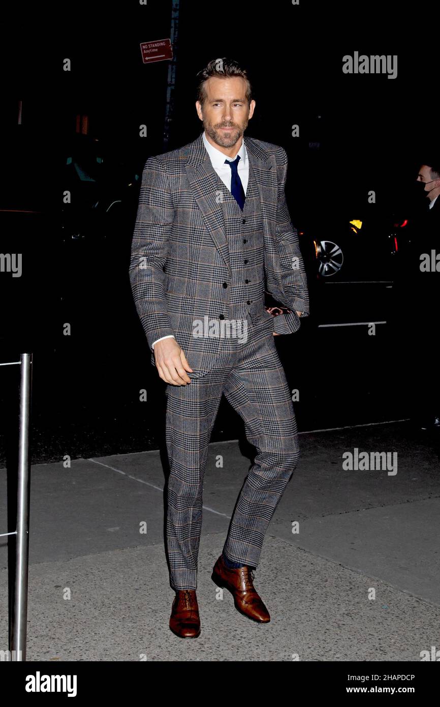 New York - NY - WSJ Innovator Awards-Outside Arrivals MOMANY - Ryan Reynolds - Janet Mayer Stock ...