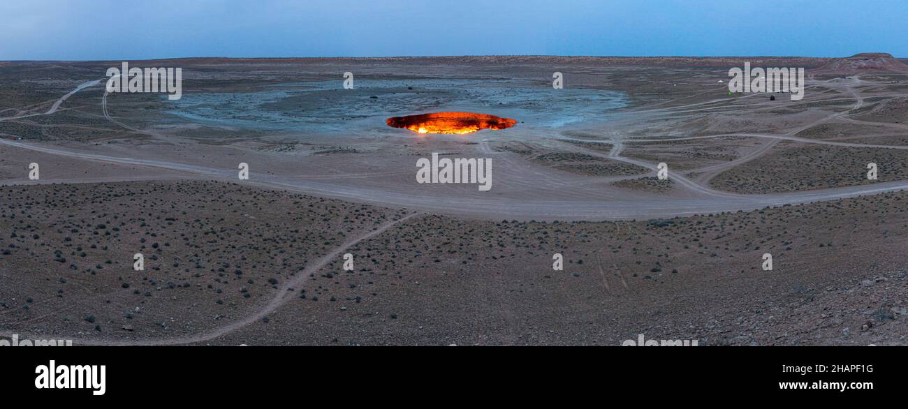 Darvaza Derweze gas crater Door to Hell or Gates of Hell in ...