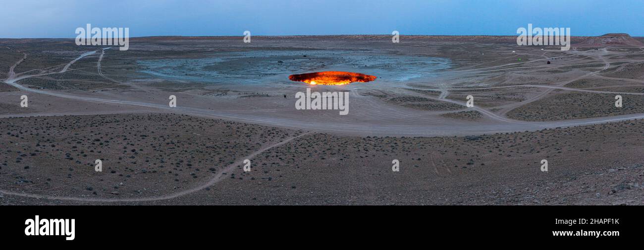 Darvaza Derweze gas crater Door to Hell or Gates of Hell in ...