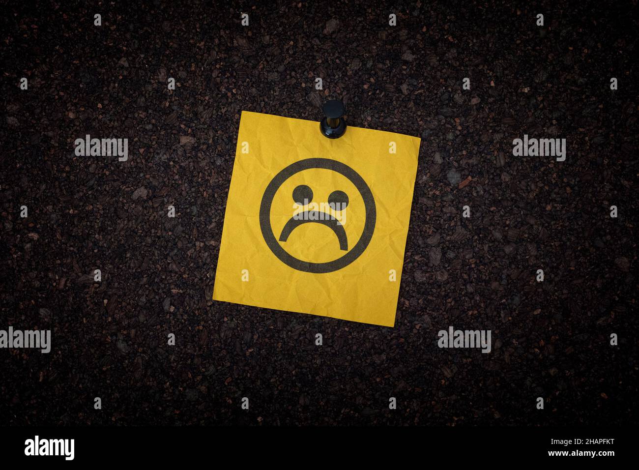 Sad face sign on adhesive note hi-res stock photography and images - Alamy