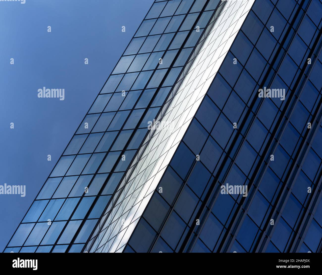 Diagonal shapes of modern skyscrapers background Stock Photo - Alamy