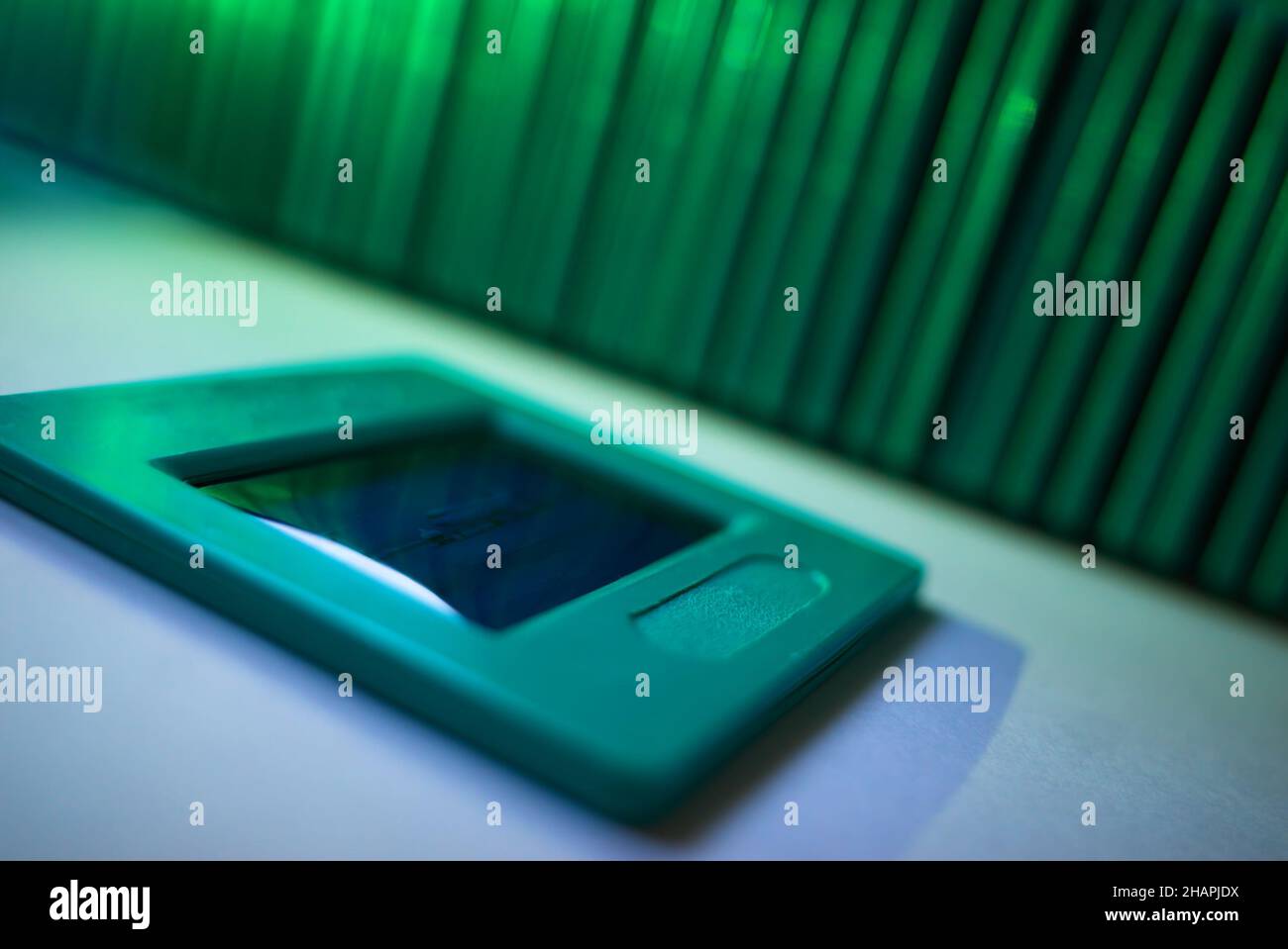 Film scene green backdrop hi-res stock photography and images - Alamy