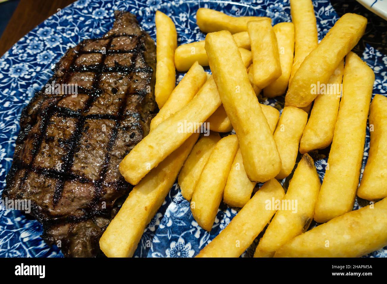 A steak and chips pub lunch Stock Photo - Alamy