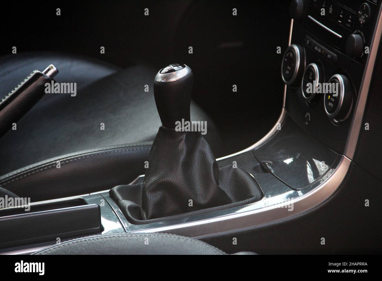 Manual gearbox hi-res stock photography and images - Alamy